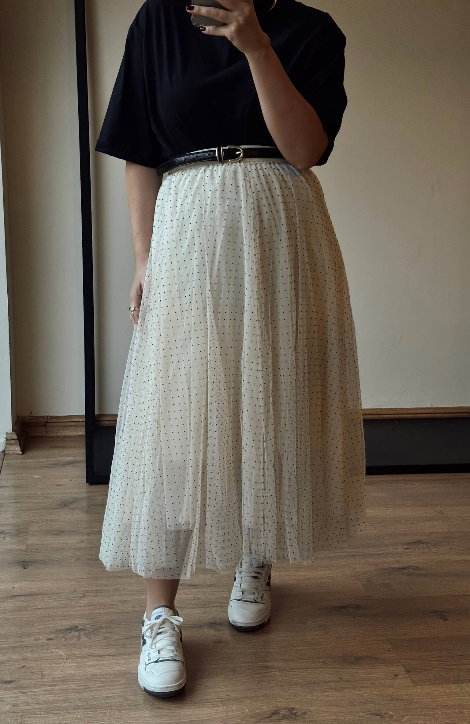 Saia Lilly- Off White — Moriah Store